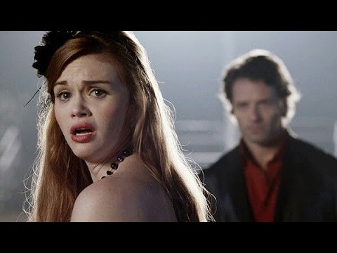 Teen Wolf Peter Hale (TheAlpha) Bit Lydia (Season1Episode11)