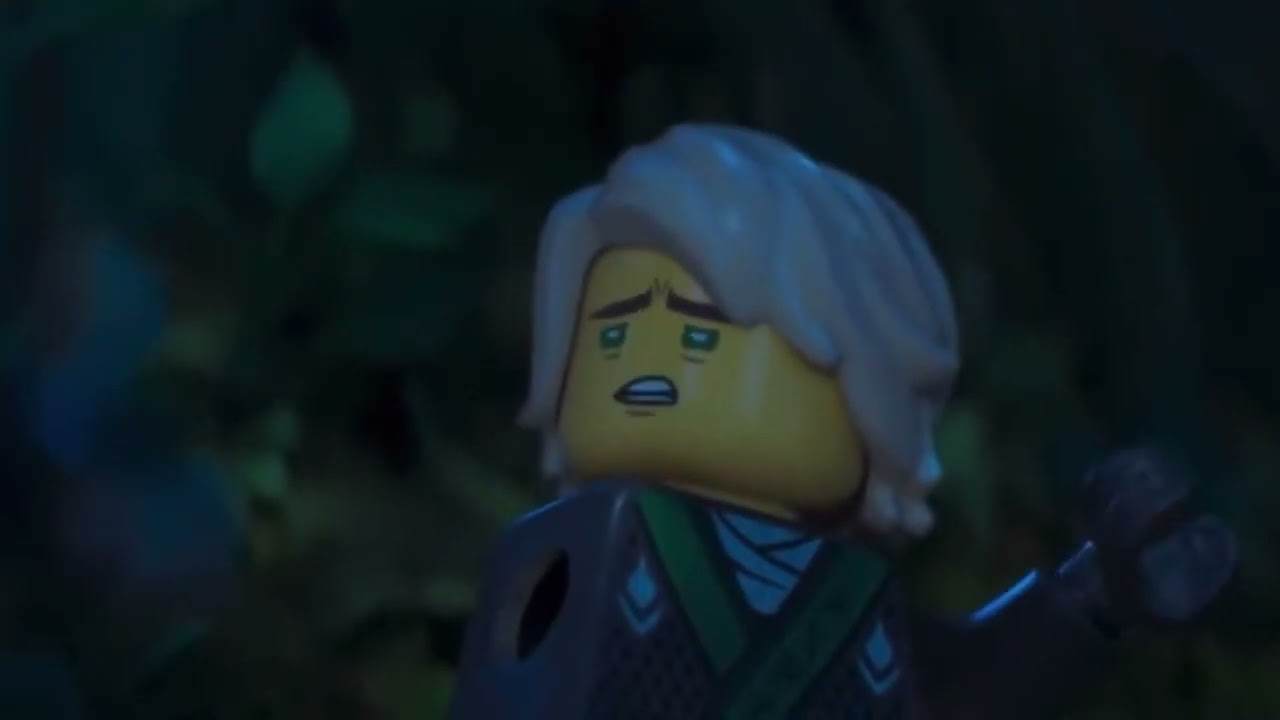 Lloyd loses his arm (Lego Ninjago Movie) - YouTube