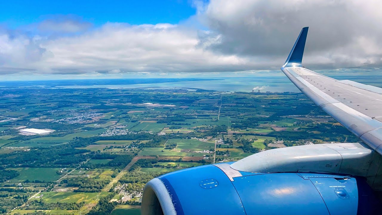 Delta 757-300 Landing In Detroit - YouTube