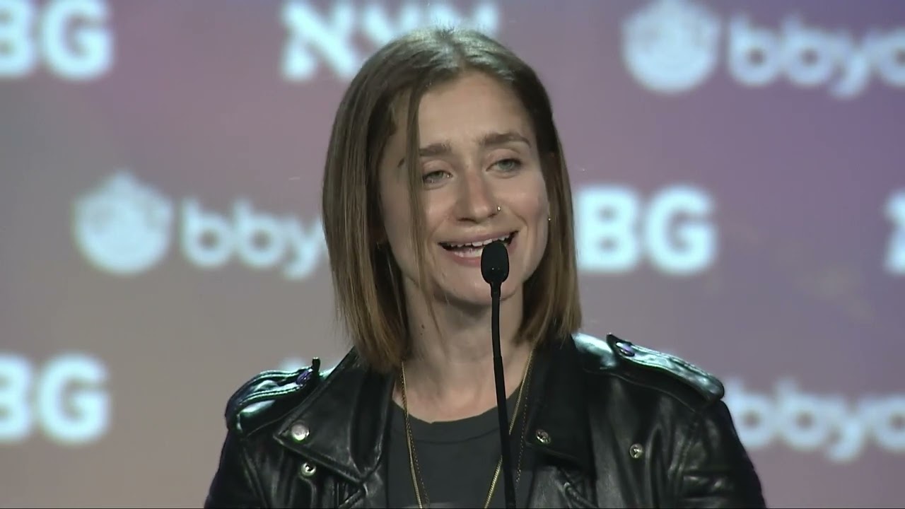 BBYO IC 2022 Plenary Speaker: Eve Barlow - YouTube