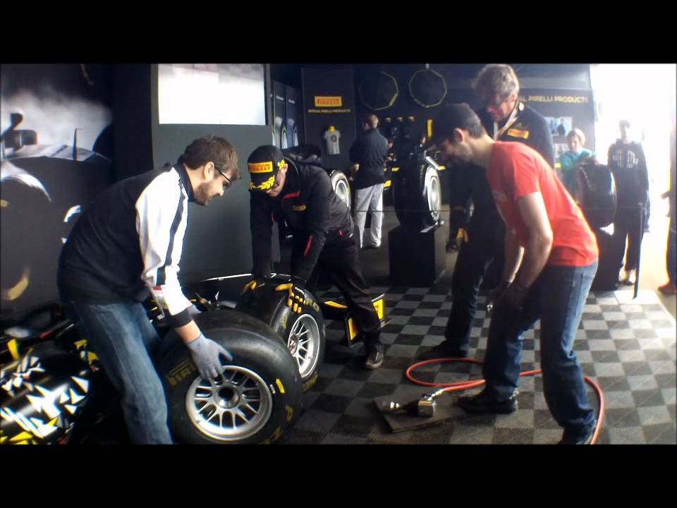 Pirelli Pit Stop Practice - YouTube