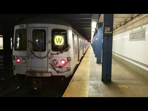 BMT Broadway Line: (N) (Q) (R) (W) Trains At 28th Street (R46, R68, R68A, R160A-2, R160B, R160C ...