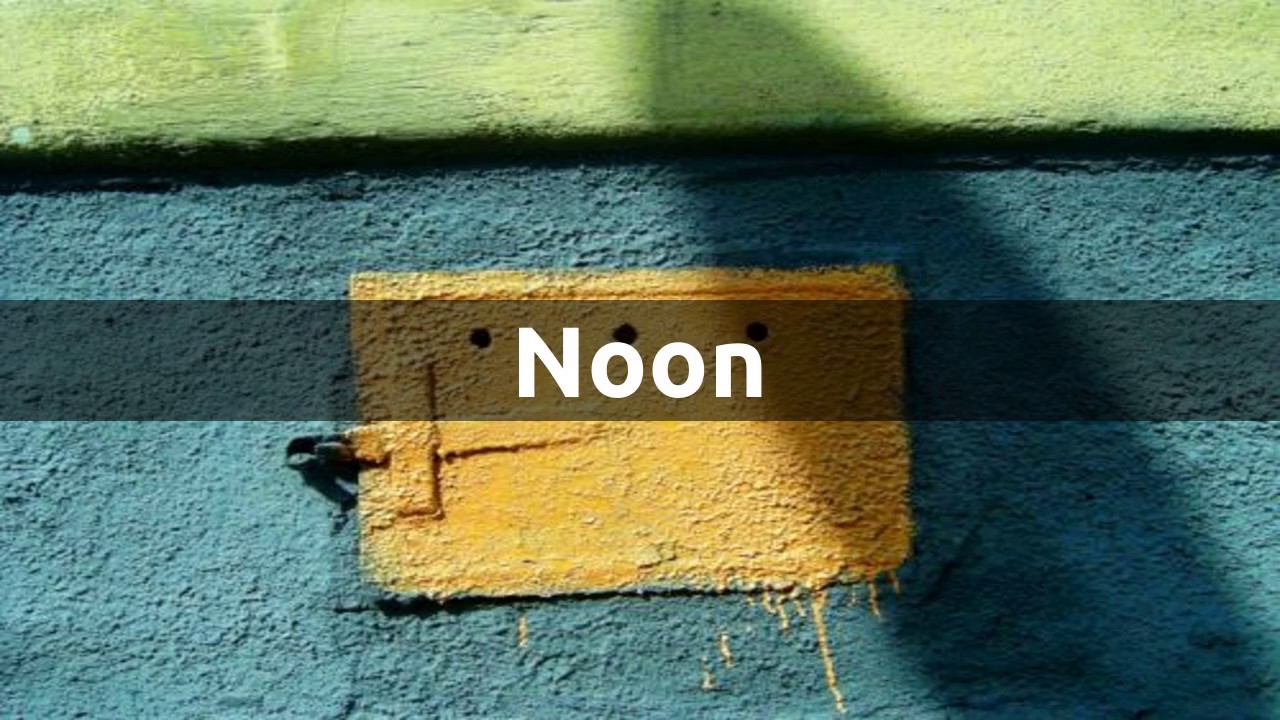 How to pronounce noon in English? - YouTube