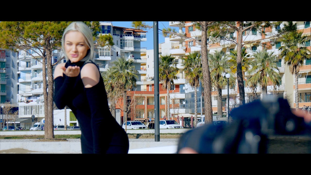 Bledar Alushaj - Zemrën ma rrëmbeve ( Official Video 4K ) - YouTube