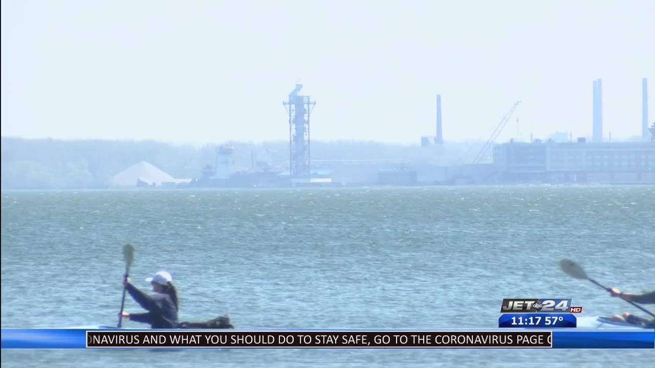 Jet 24 Action News at 11:00 p.m. (warm weather story) - YouTube