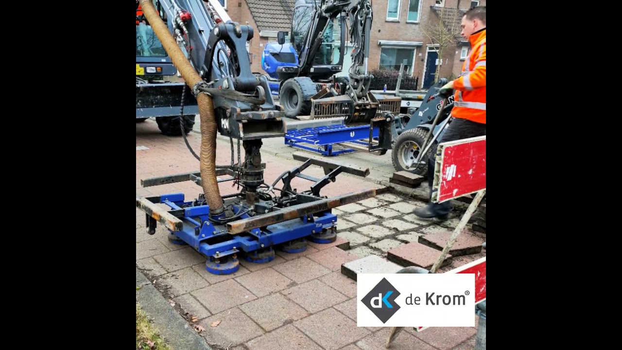 Machinaal tegels reinigen. - YouTube