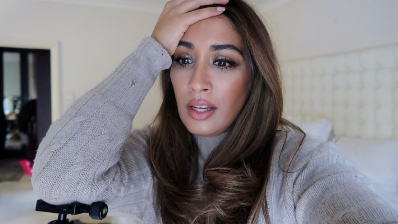 AN APOLOGY... & PEANUT BUTTER COOKIES! | VLOGMAS | AMBARINA | Beauty ...