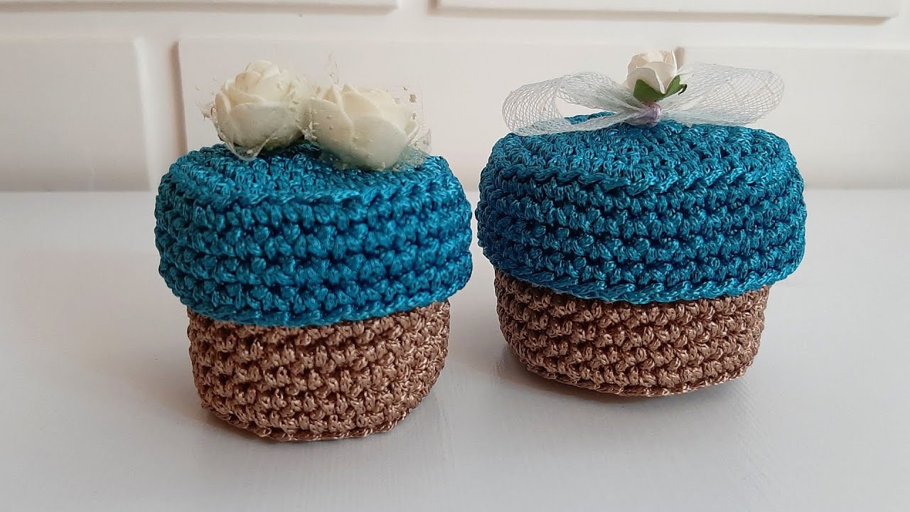 How to crochet a small and beautiful box - YouTube