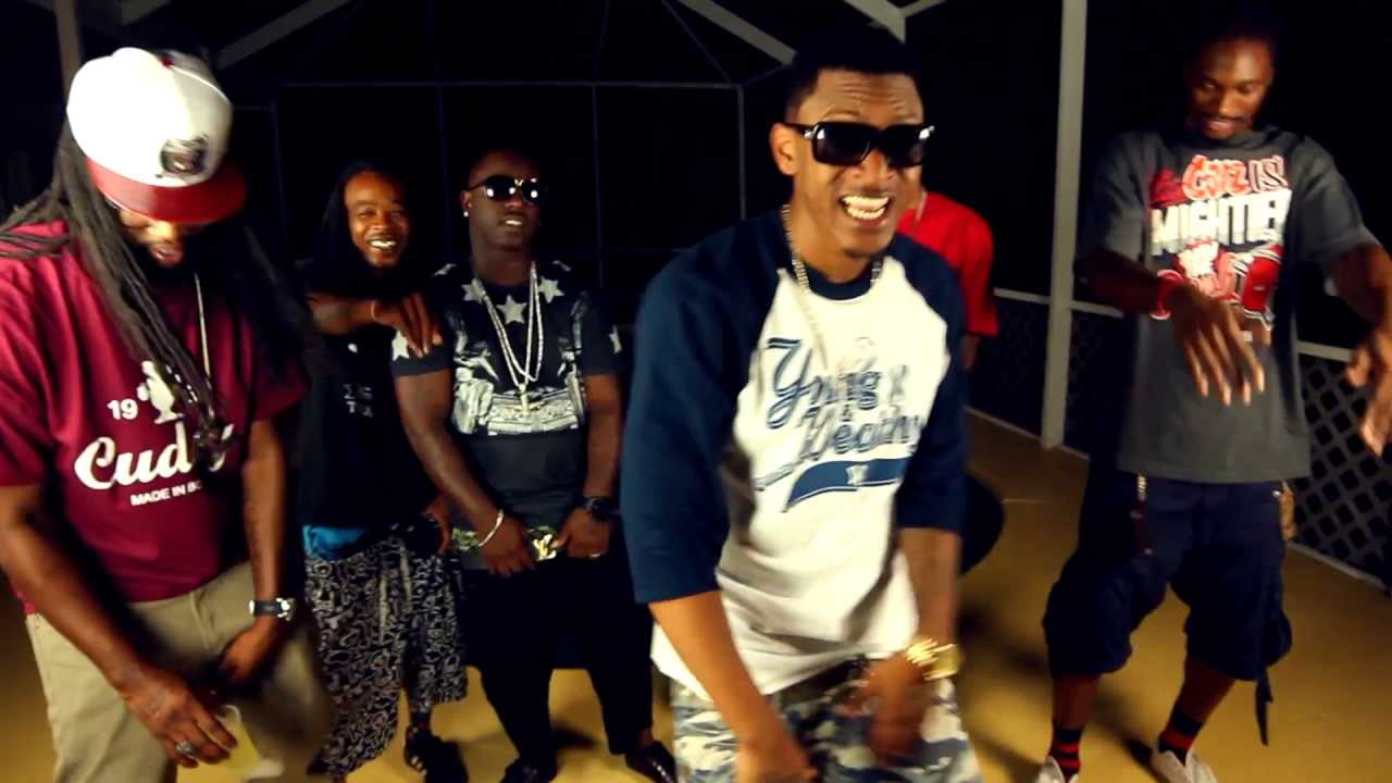 Q6 ft Deeboi - Scrub Da Ground - YouTube