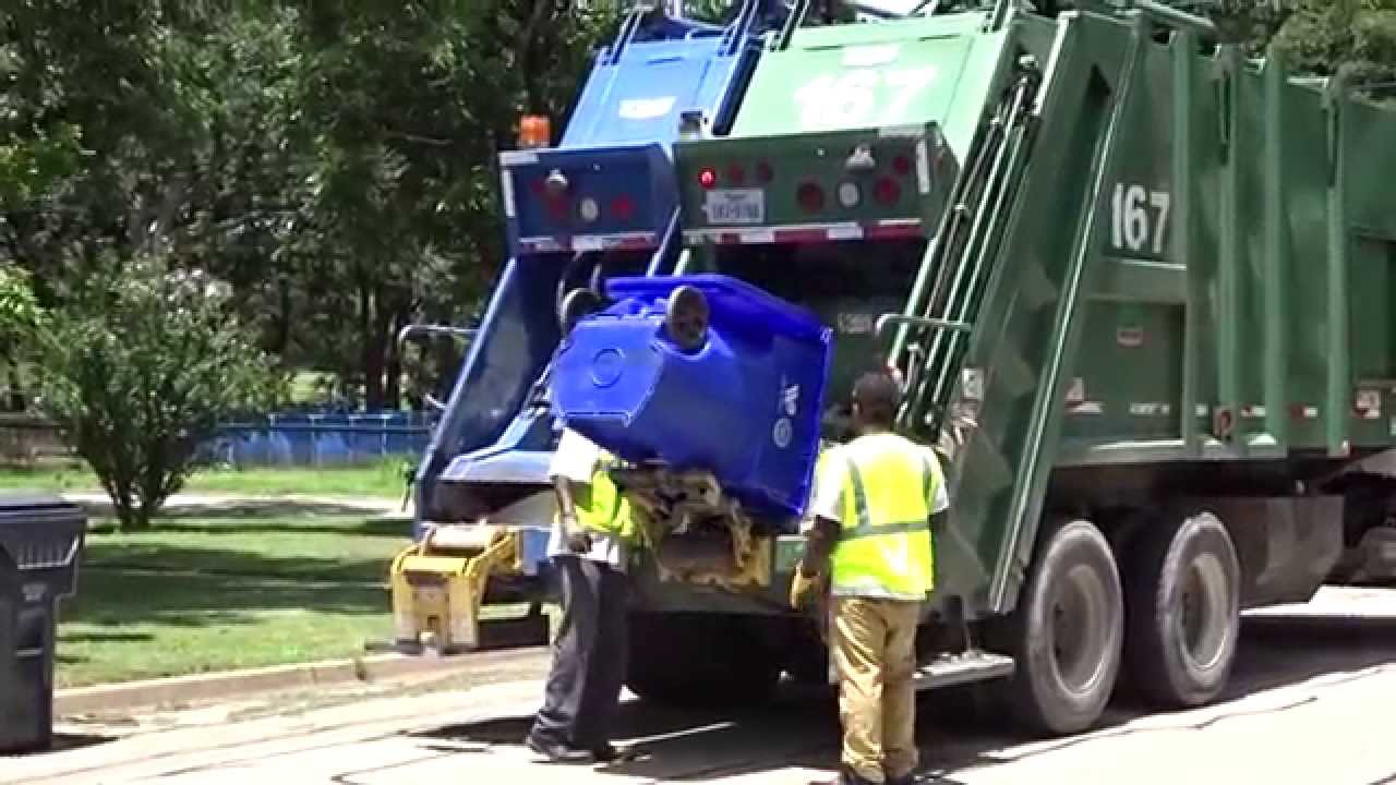 City of Waco: Sterling Acterra Pak Mor split body Rear Loader - YouTube