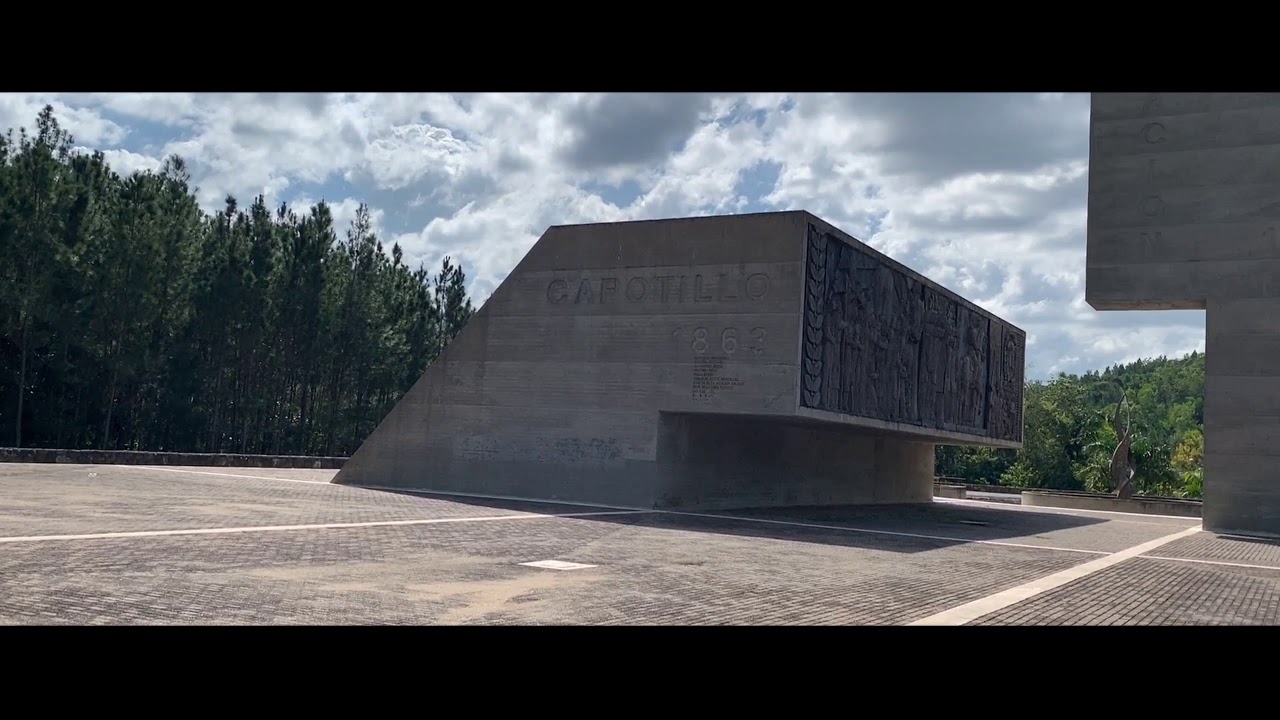 Monumento de Capotillo (1985) - YouTube