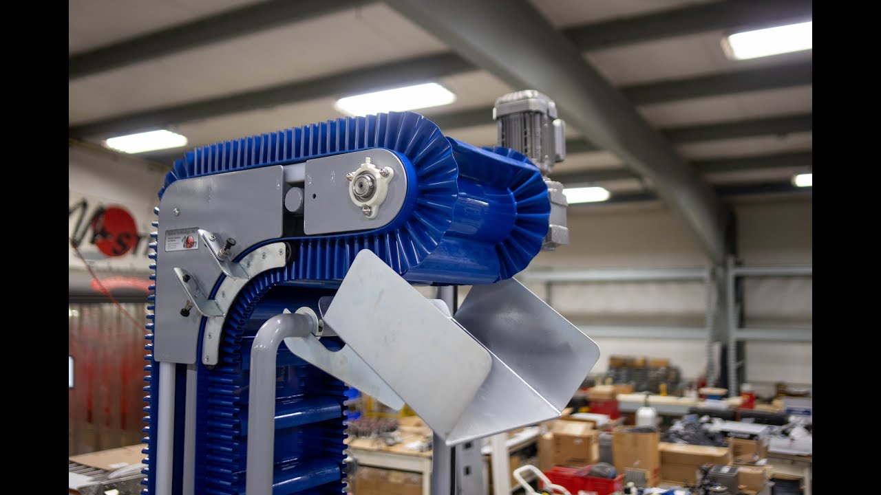 STI Model LDSD Lug Drive Sanitary Design Vertical Conveyor - YouTube