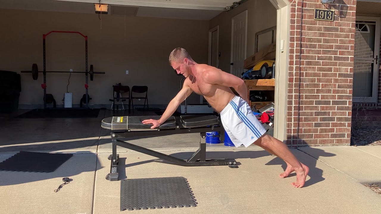 Unilateral Push-up Depth Drop - YouTube