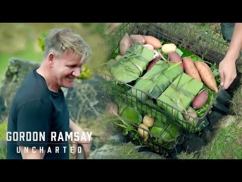 🇳🇿 Hāngī Cooking Method: Underground Oven Makes Gordon Uncomfortable | Gordon Ramsay: Uncharted