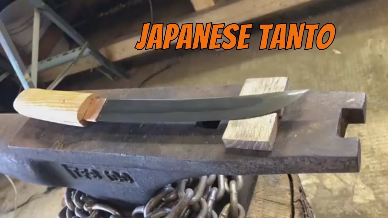 Making Japanese Tanto with Hamon (stock removal) - YouTube