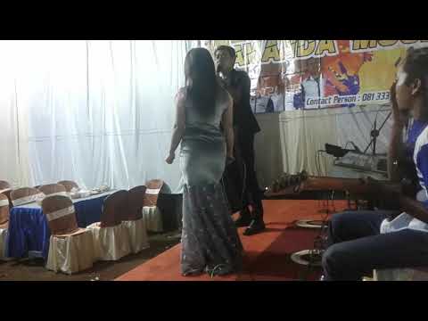 DANGDUT PINGGIRAN BOLEH PEGANG PEGANG