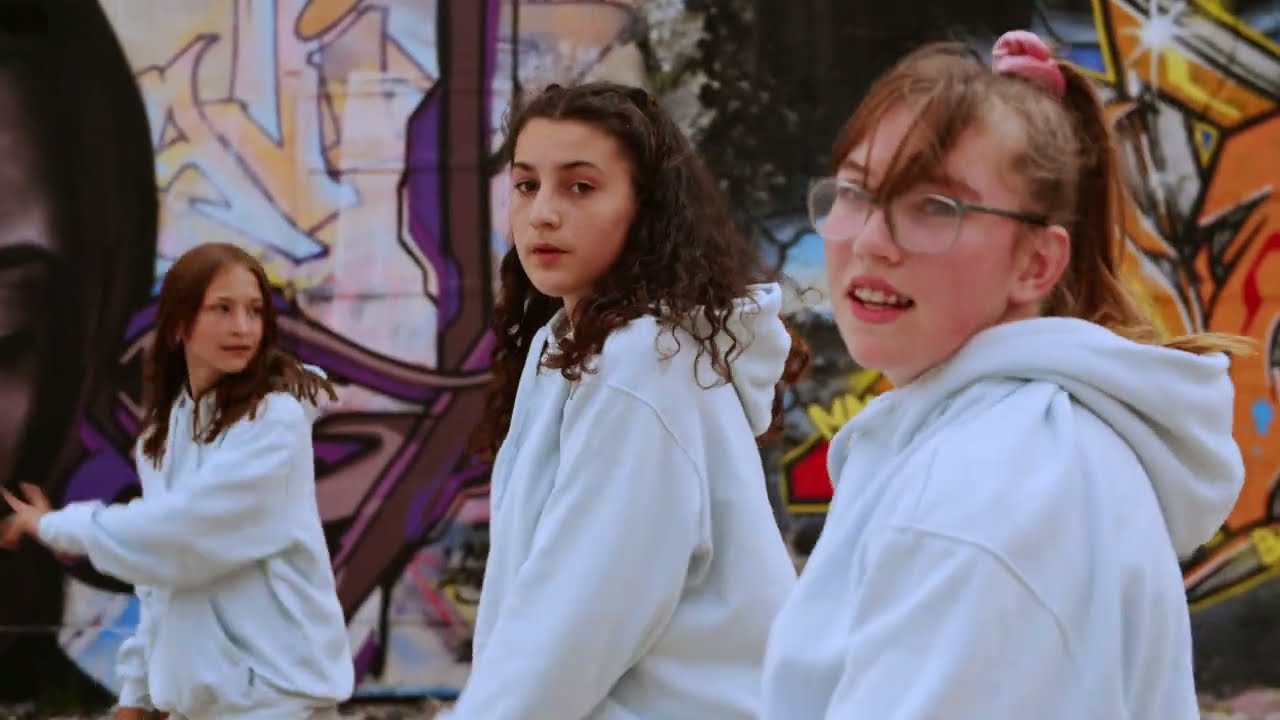 roundabout Bern: Lyss Youth 3 - YouTube