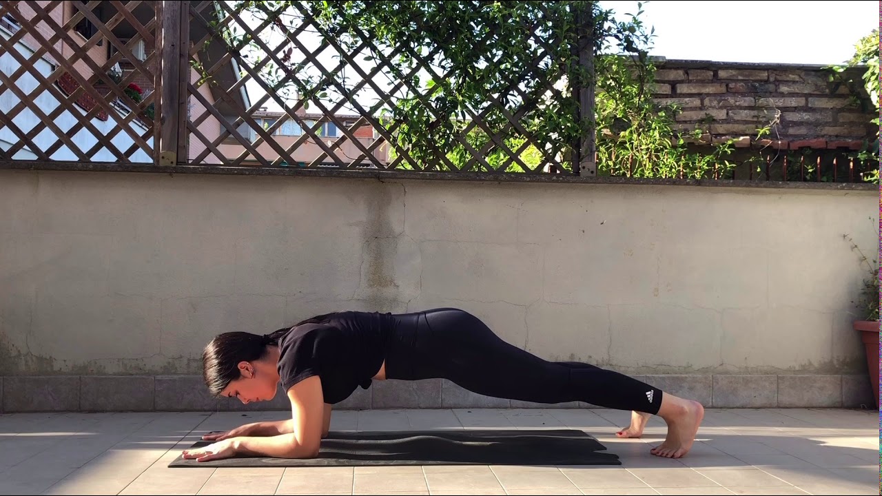 DYNAMIC PLANK - YouTube