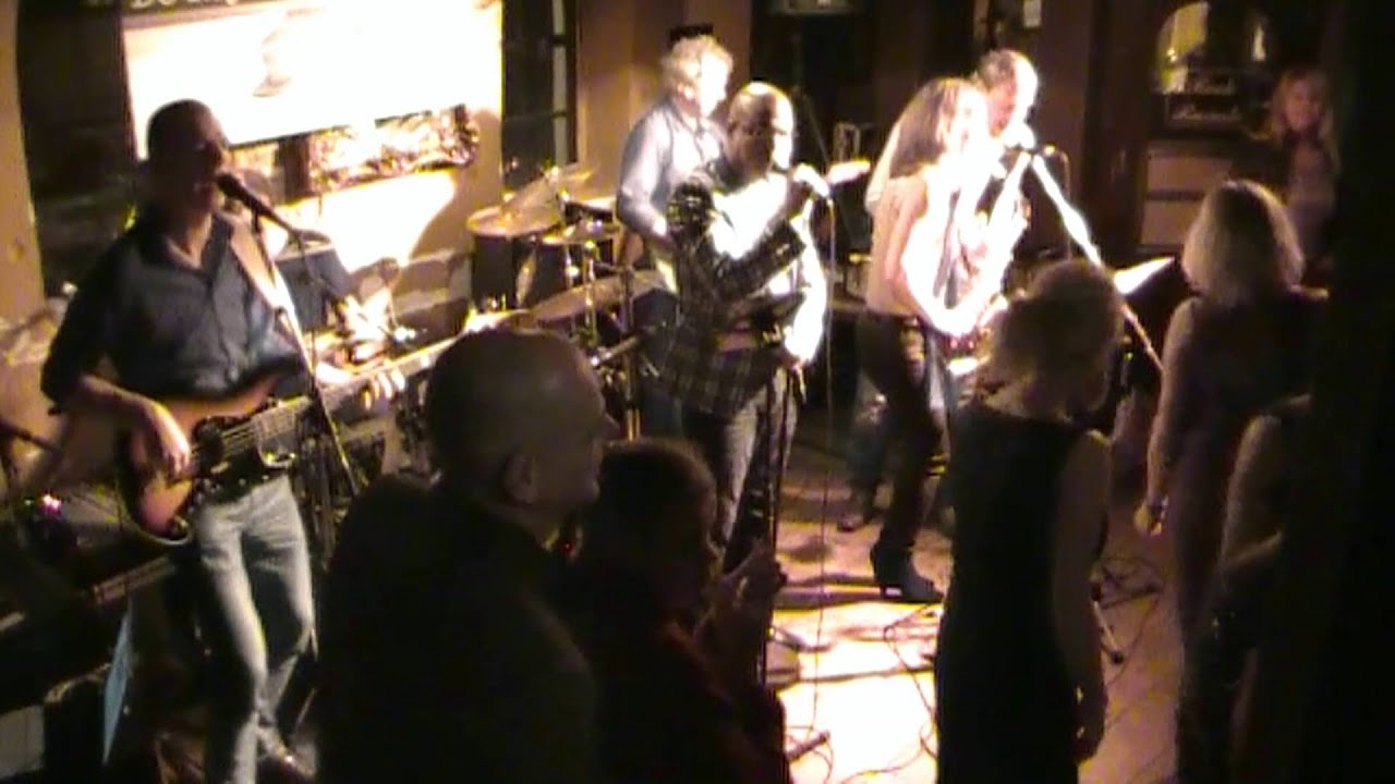 DC Ray & The Soulmen, Sweet Soul Music - YouTube