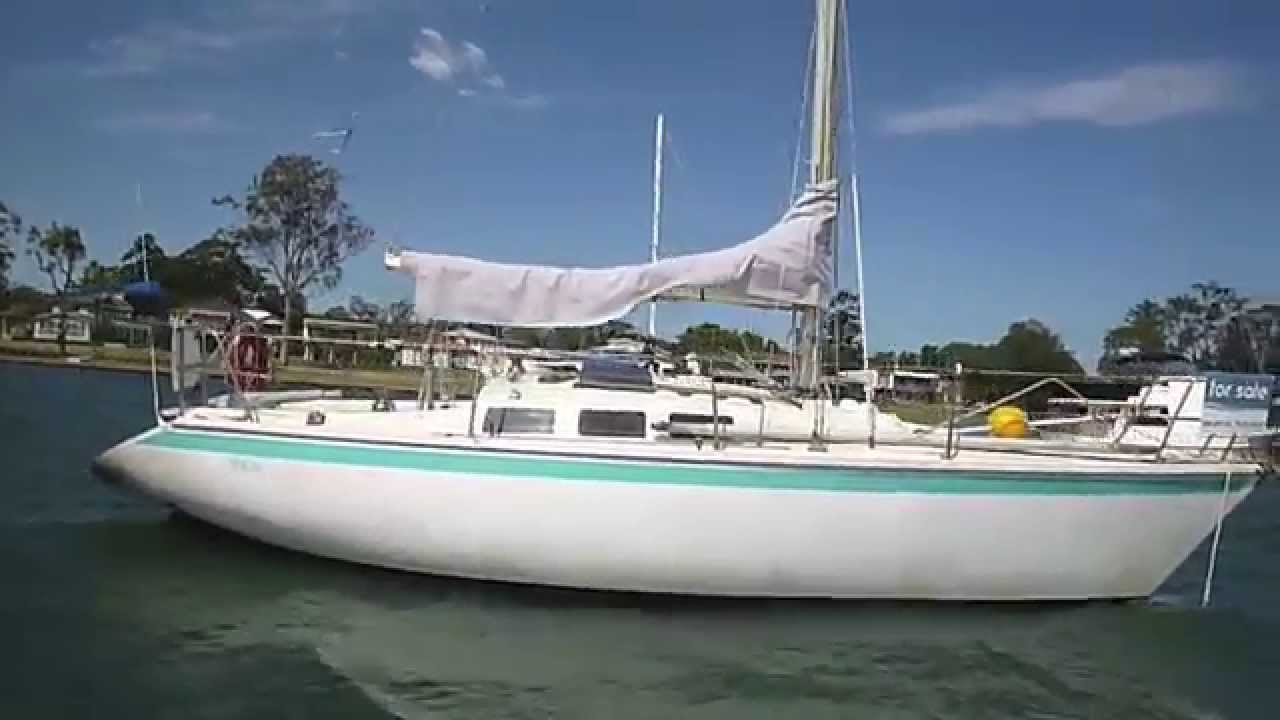Mutiny 28 Yacht - Walkthrough - YouTube