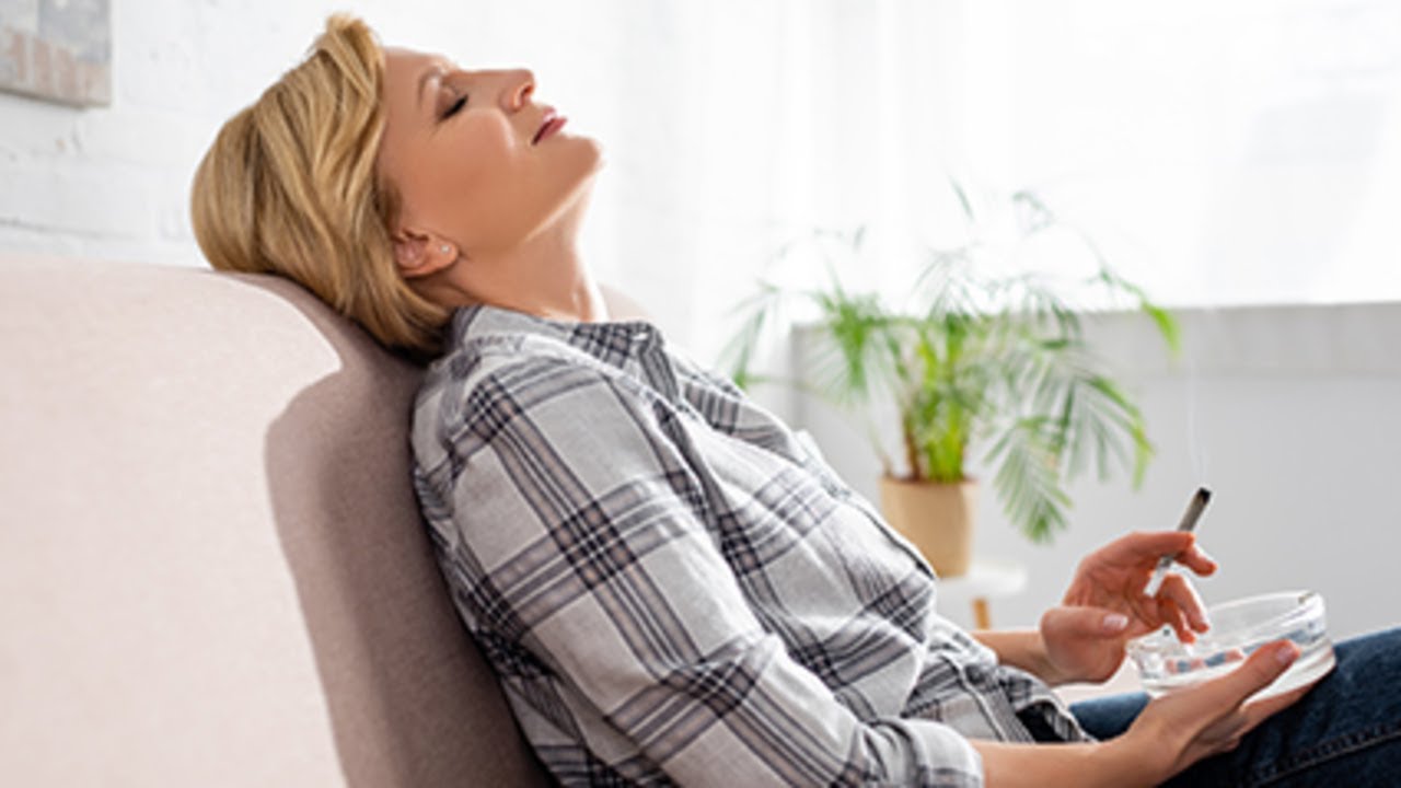 More Women Using Pot to Ease Menopause Symptoms, Study Finds - YouTube