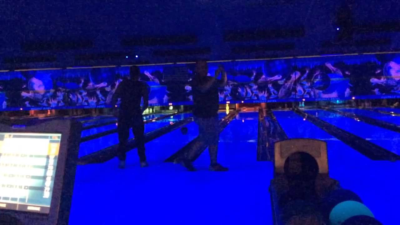 Bowling perfect shots - YouTube