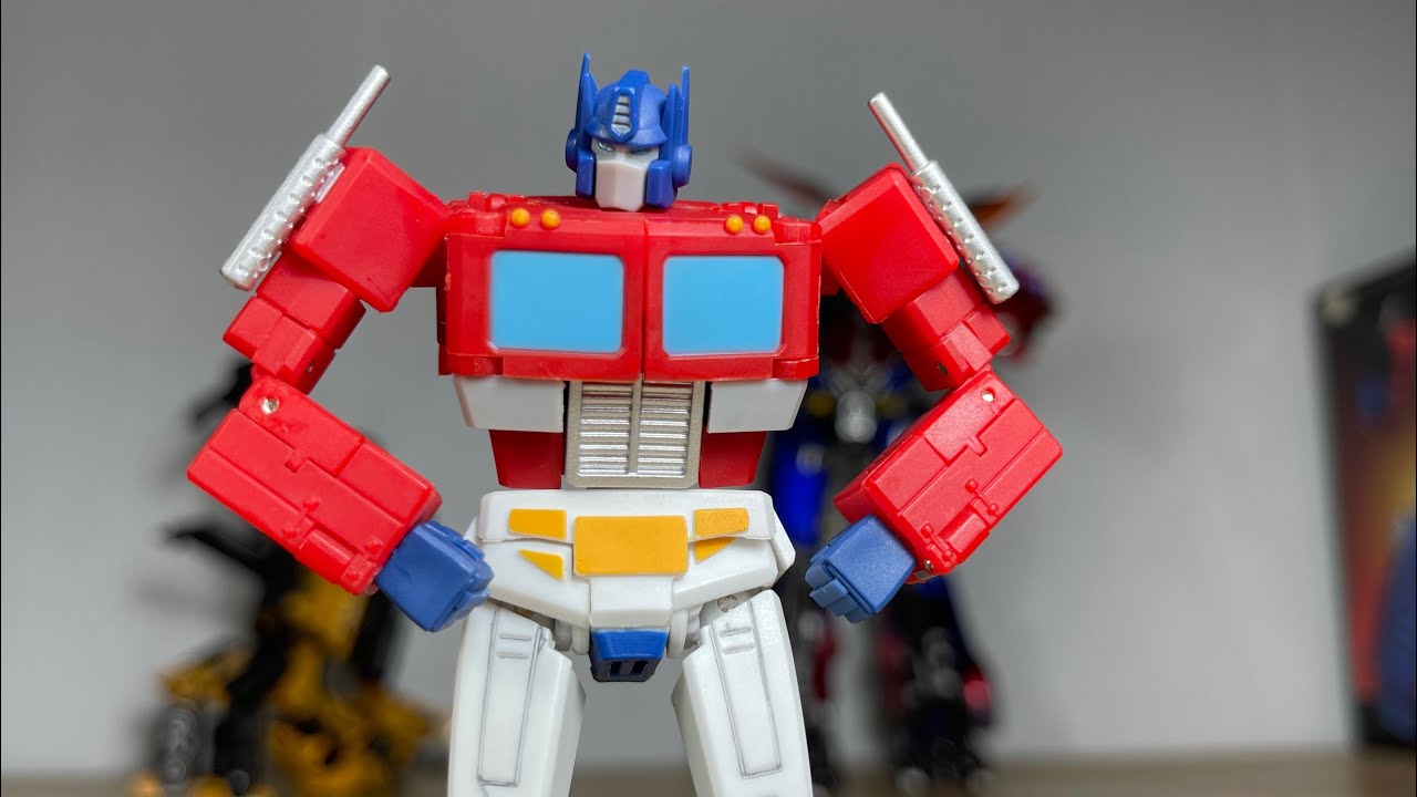 Test 41 Optimus prime MS-B46 Light of Victory - YouTube