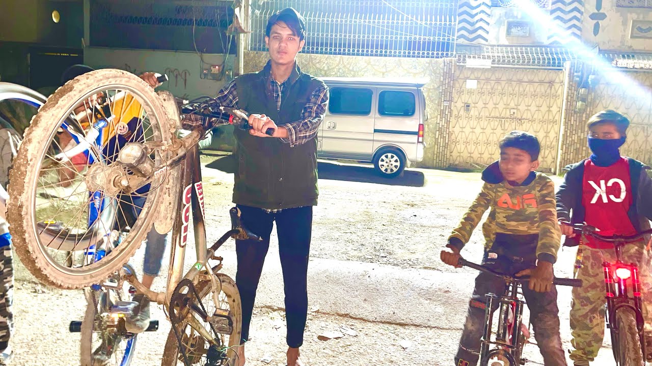 BACHO KE SATH CYCLE CHALAI😂🔥 - YouTube