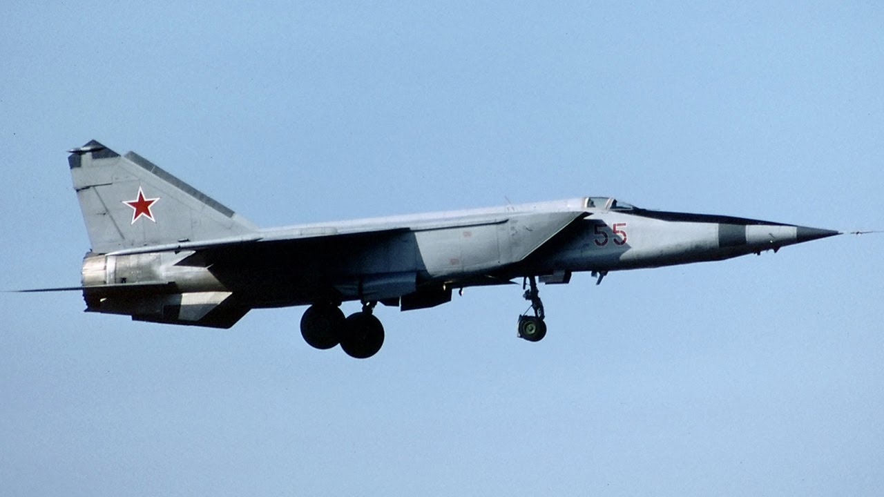 Prva linija, ep. 55: Vojni pilot o MiG-u 25, jednom od najbržih aviona ...
