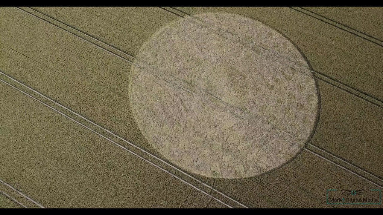 Crop Circle ghost at Farley Mount - YouTube