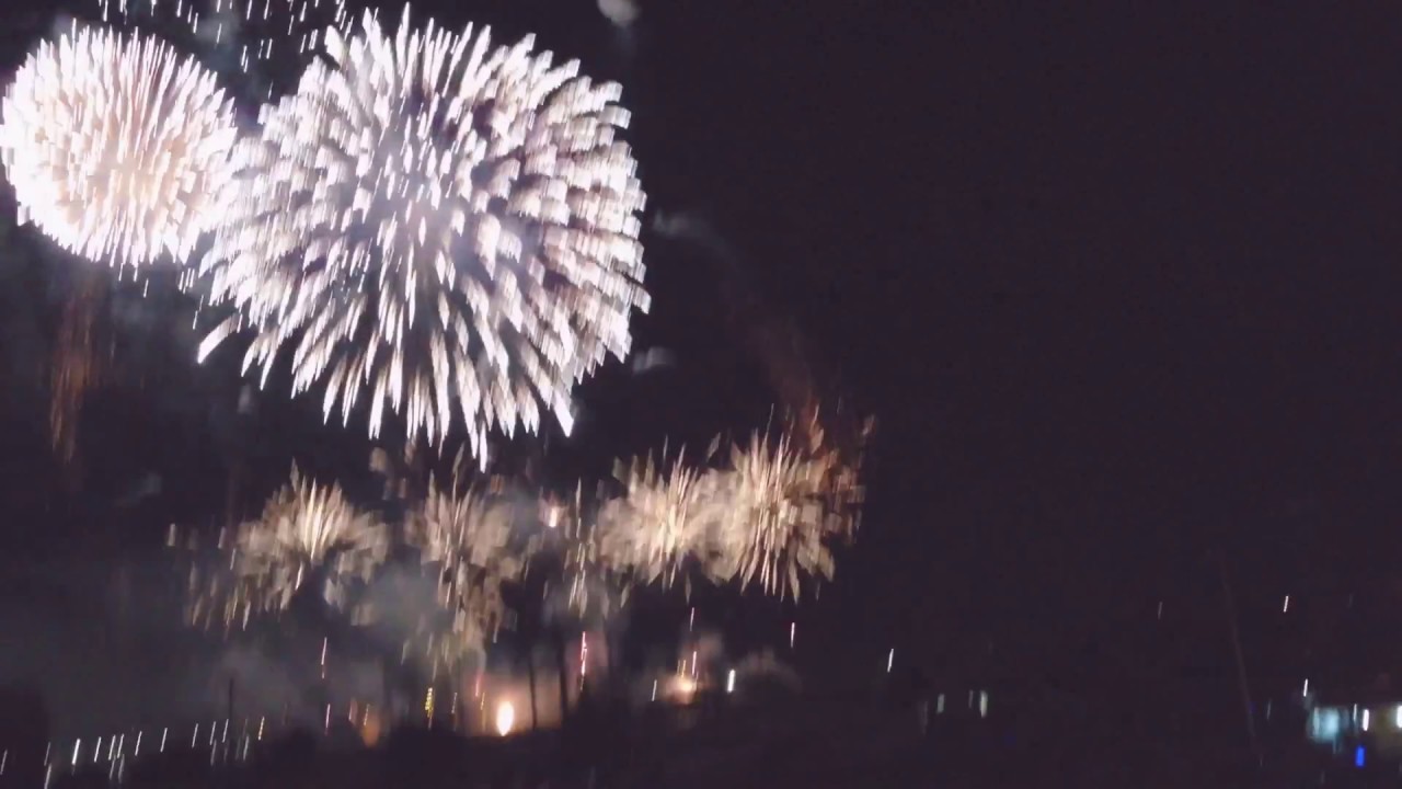 Bay city Michigans firework festival(MUSHROOM CLOUD EXPLOSION CAUGHT ON ...