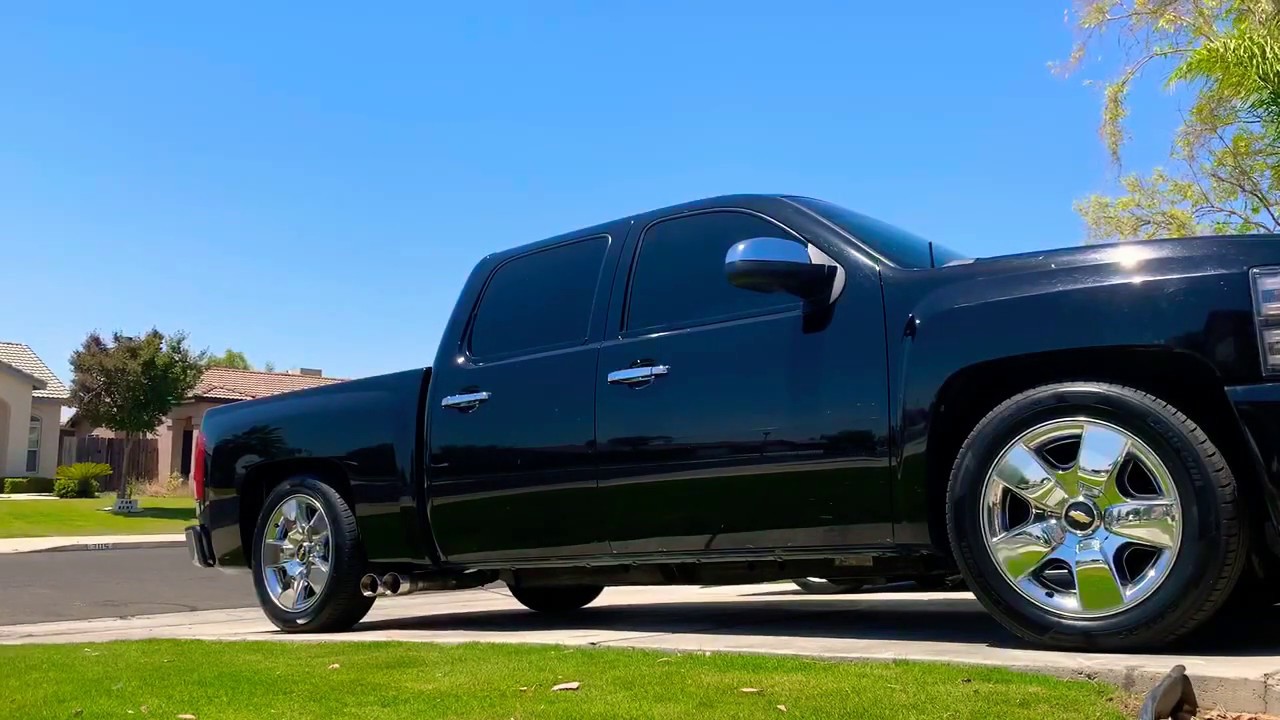 09 Silverado magnaflow race bullet muffler - YouTube