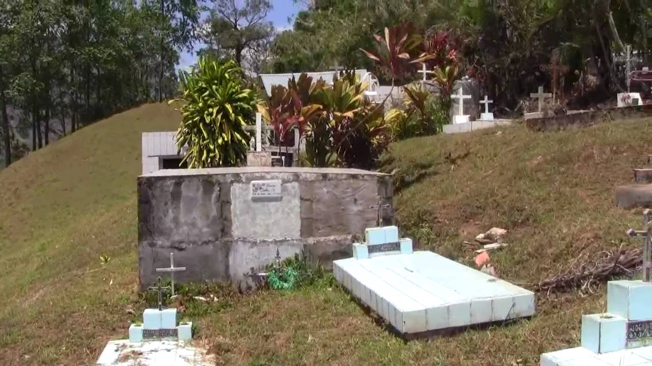 Cemetery on the ridge,Le cimetière sur la colline, Costa-Rica - YouTube