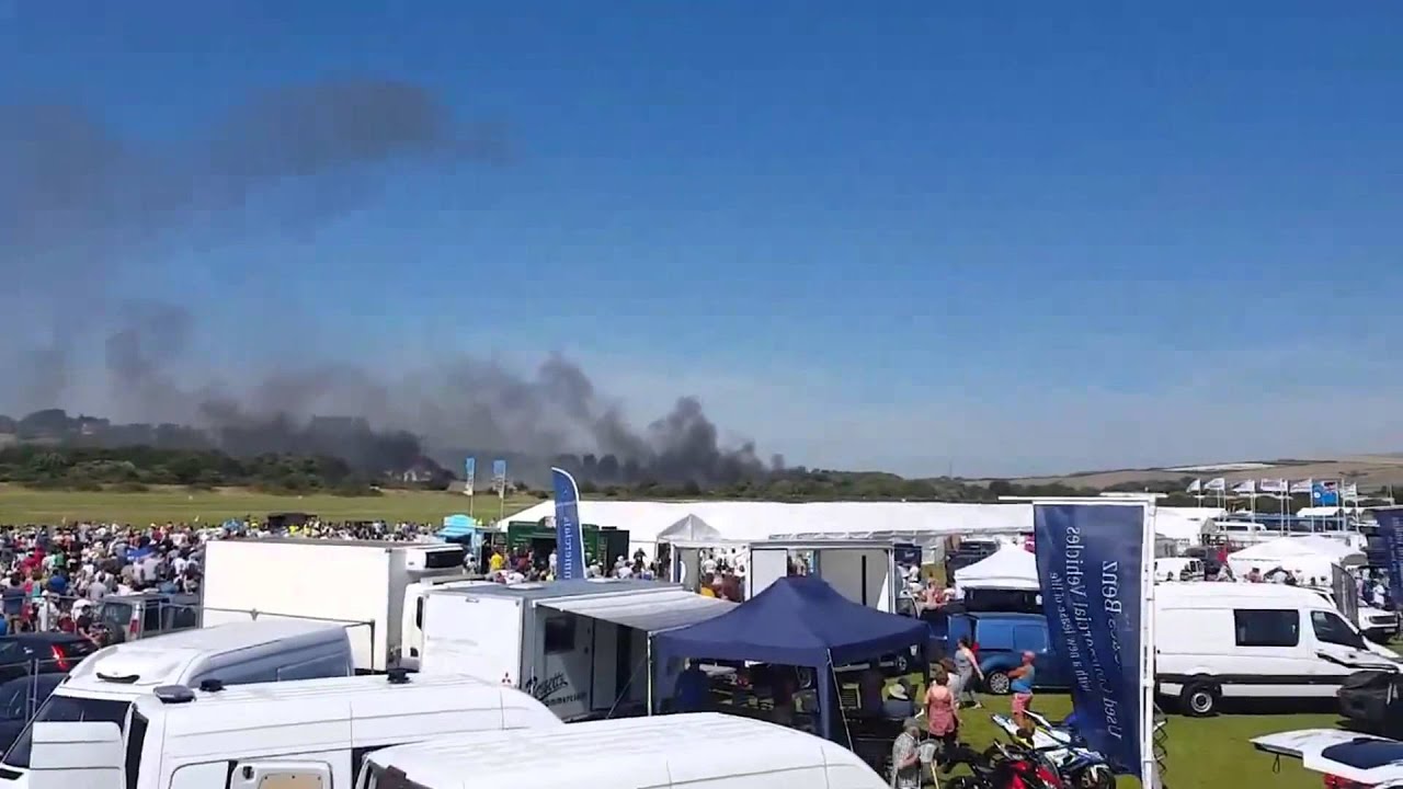 HORRIFYING VIDEO Shoreham Airshow CRASH Hawker Hunter JET PLANE Smashes ...