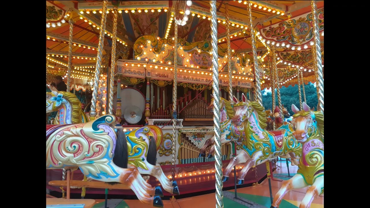 Downs' 89 Key Gavioli - Strumpshaw Steam Rally 2022 - Oh Arthur & Meet ...