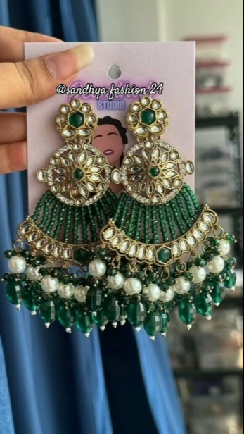 Beautiful earrings designs 👌👌 Mehandi earrings design haldi wedding ...