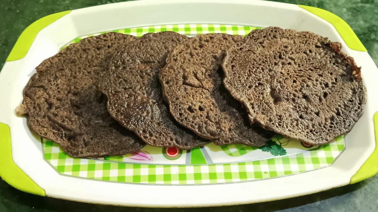 स्वास्थ्यवर्धक रागी (मडुवा) के आटे का स्वादिष्ट चीला ll Ragi chilla ...