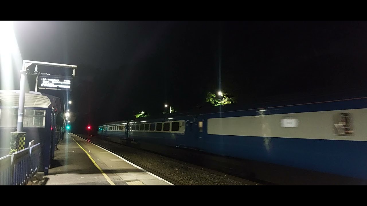 Midland Pullman Class 43 through Warwick at night - YouTube