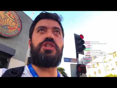 Pintipanda - Kojima Yanlarından Geçiyor ve Fark Etmeyip Pişman Oluyorlar