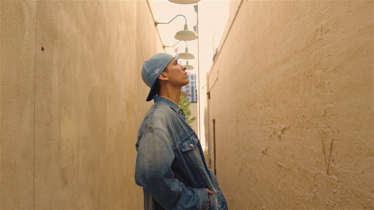 Sam Rivera - Miracle (Official Music Video) Acordes - Chordify