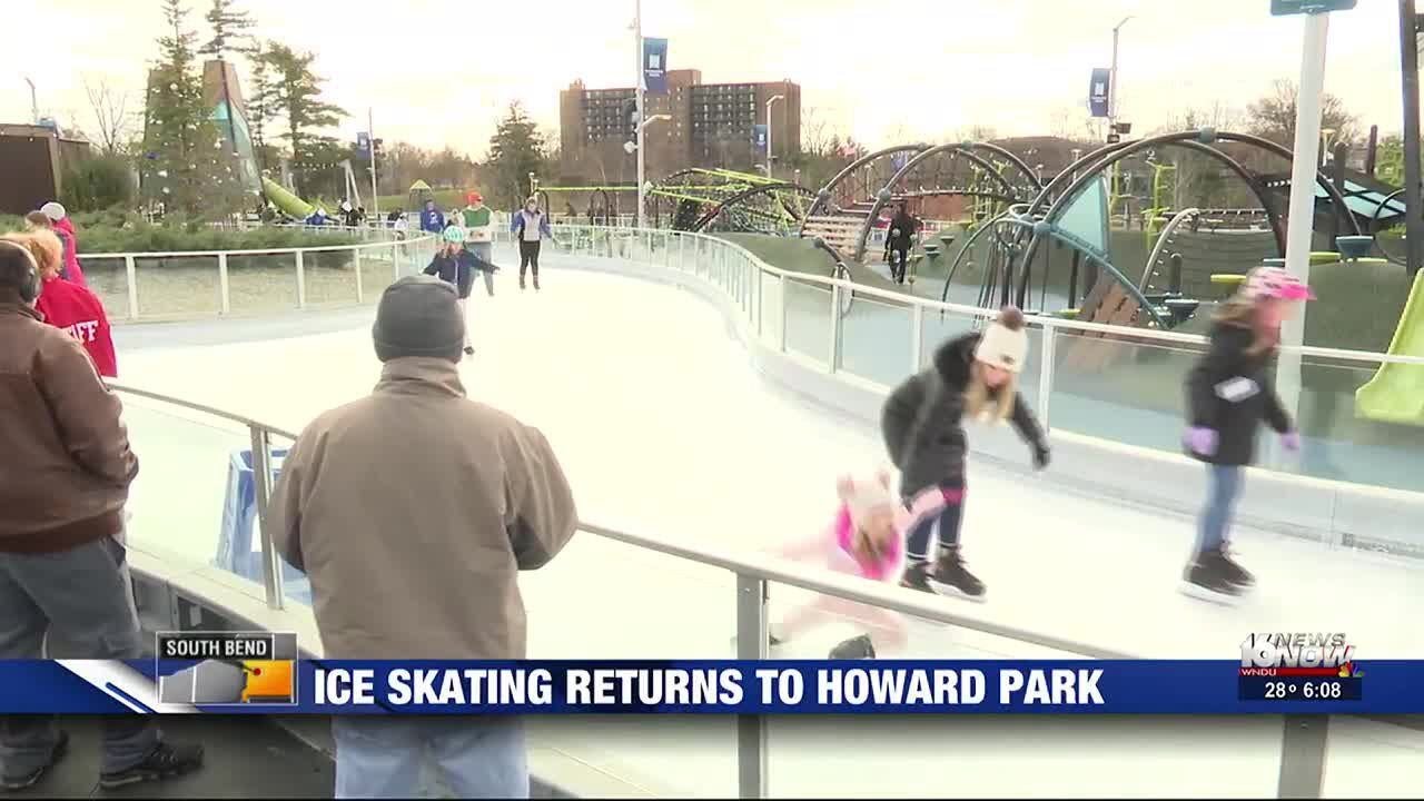 Ice skating returns to Howard Park - YouTube