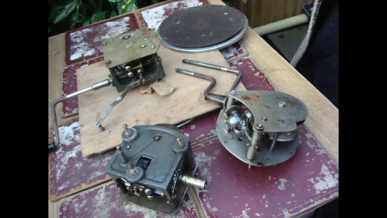VINTAGE OLD ANTIQUE GRAMOPHONE MOTORS UNTESTED SPARE TO REPAIR - YouTube