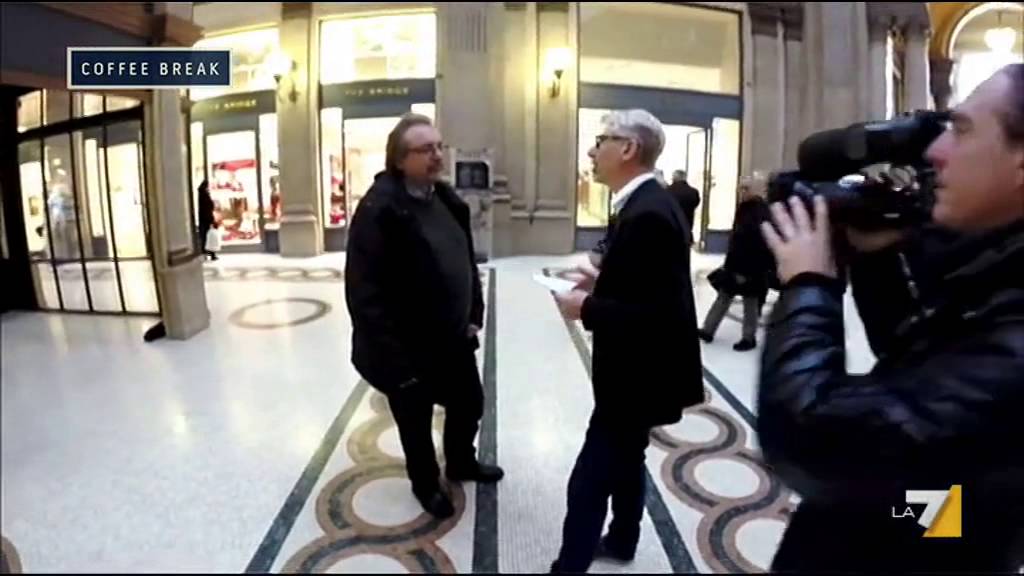 Oggi conosciamo il senatore M5S Mario Giarrusso - YouTube