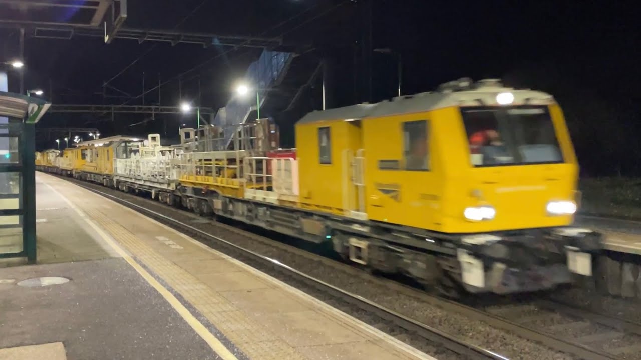 Network Rail Electrification MPV & Fast Line Freights! | Night Trains ...