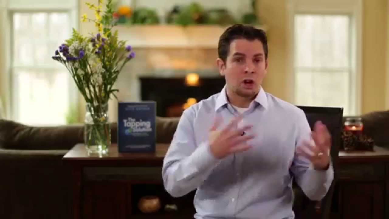 LA SOLUCIÓN TAPPING de Nick Ortner - YouTube