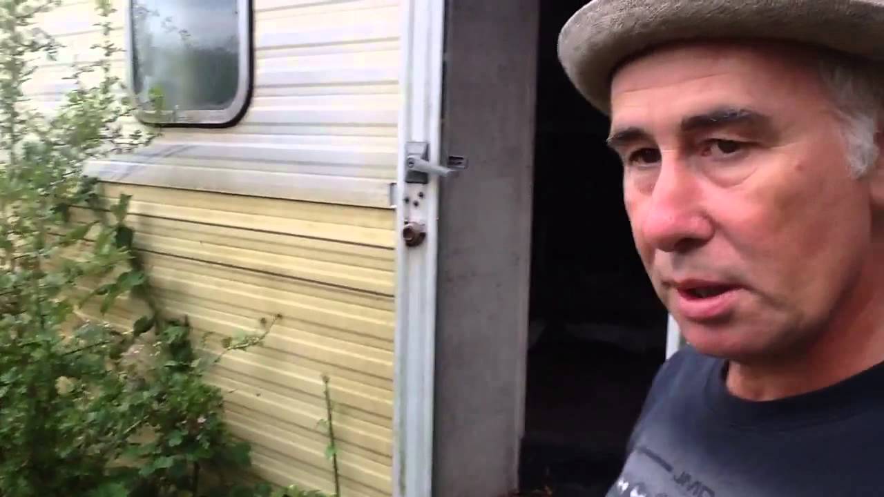 IS THIS THE WORSE CARAVAN SITE IN THE WORLD EVER ? - YouTube