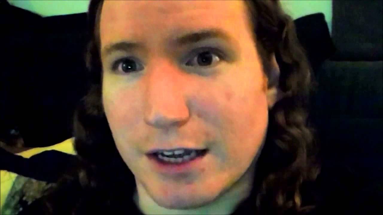 Movie Review: "Derailed" (2005) -- Review by Display of Disgrace - YouTube