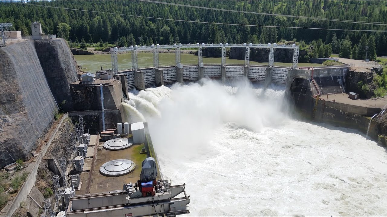 Spectacular Cabinet Gorge Dam - on the Montana-Idaho Border - YouTube