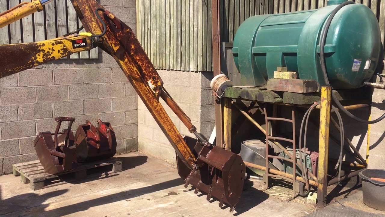 Foster DP2 Backhoe Digger Back Actor - YouTube