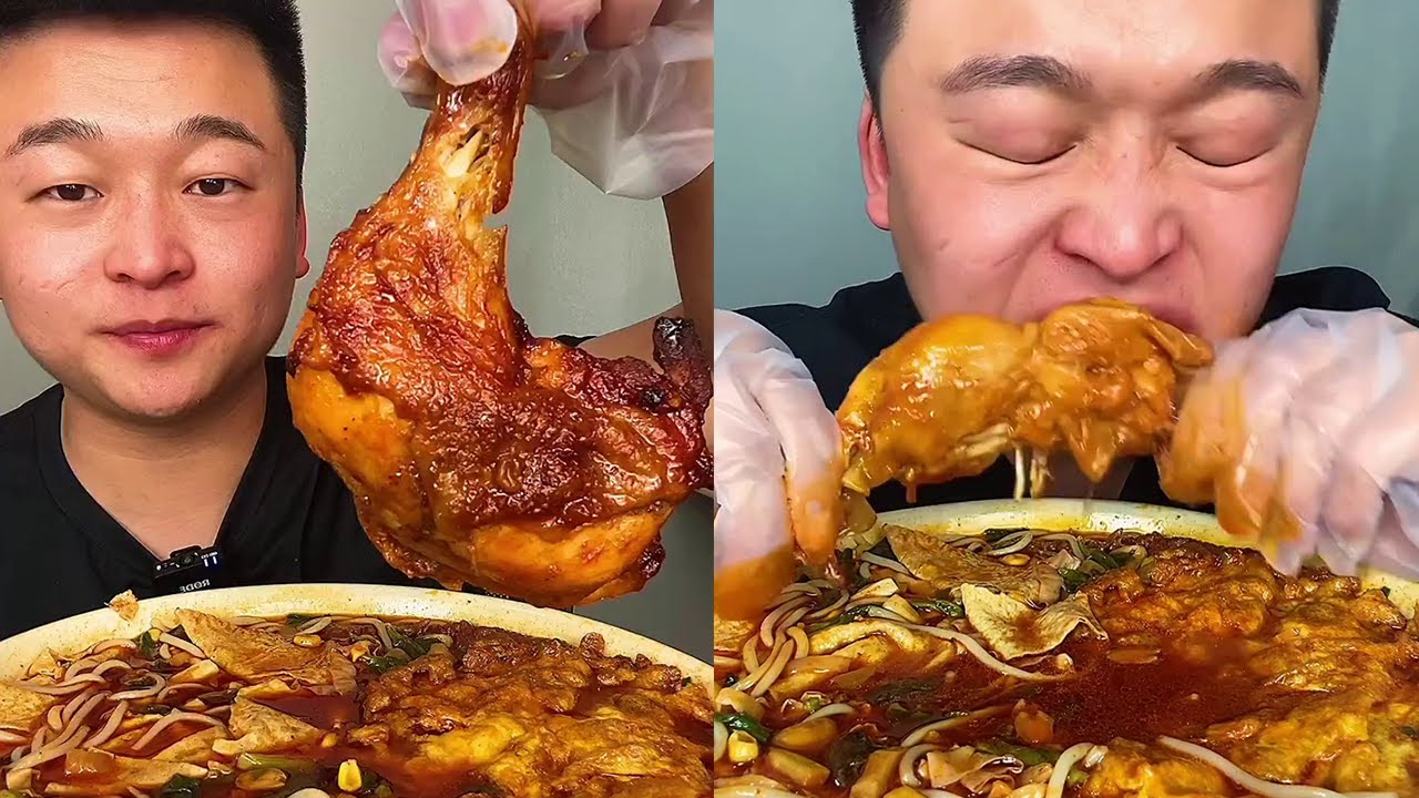 Today I eat snail noodles and add a big chicken leg, it's really ...